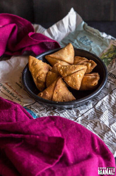 Moong Dal Mini Samosa - Cook With Manali