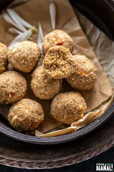Quinoa Jaggery Ladoo - Cook With Manali